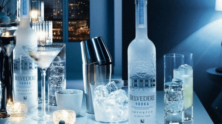 Vodka Polonaise : L'essence de la tradition polonaise dans un verre ...