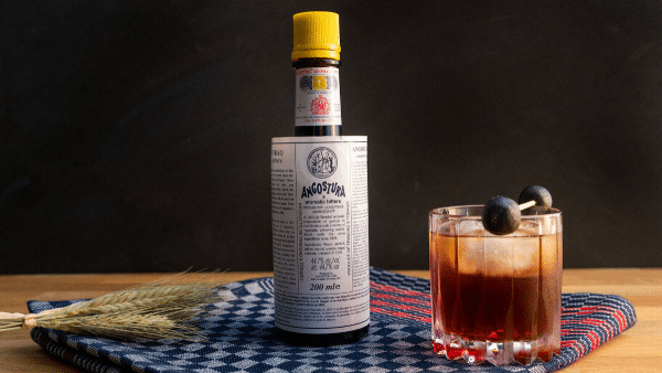 Angostura aromatic bitters, spiritueux en provenance de Trinidad ...