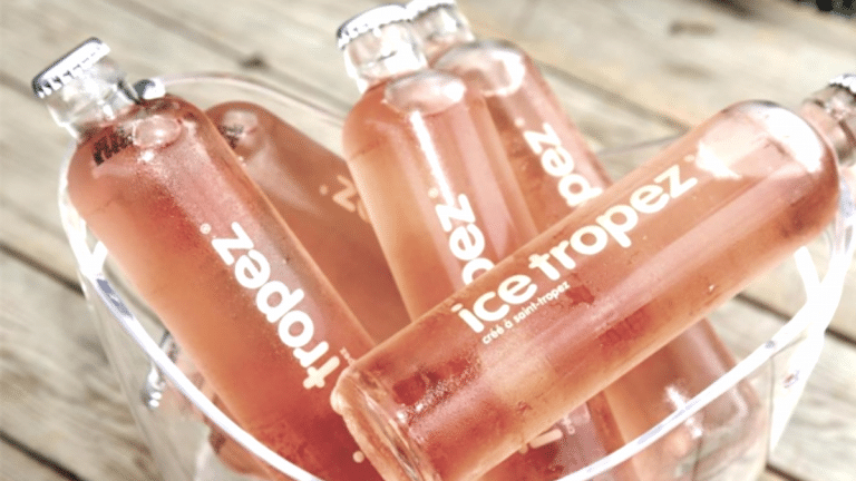 Le cocktail Ice Tropez : la boisson rafraîchissante du moment ...