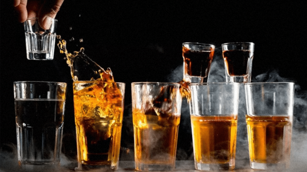 Recette du Jäger Bomb : comment réussir votre Jägerbomb ...
