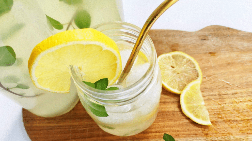 Recette de limonade rafraîchissante et savoureuse - Apéritissimo ...